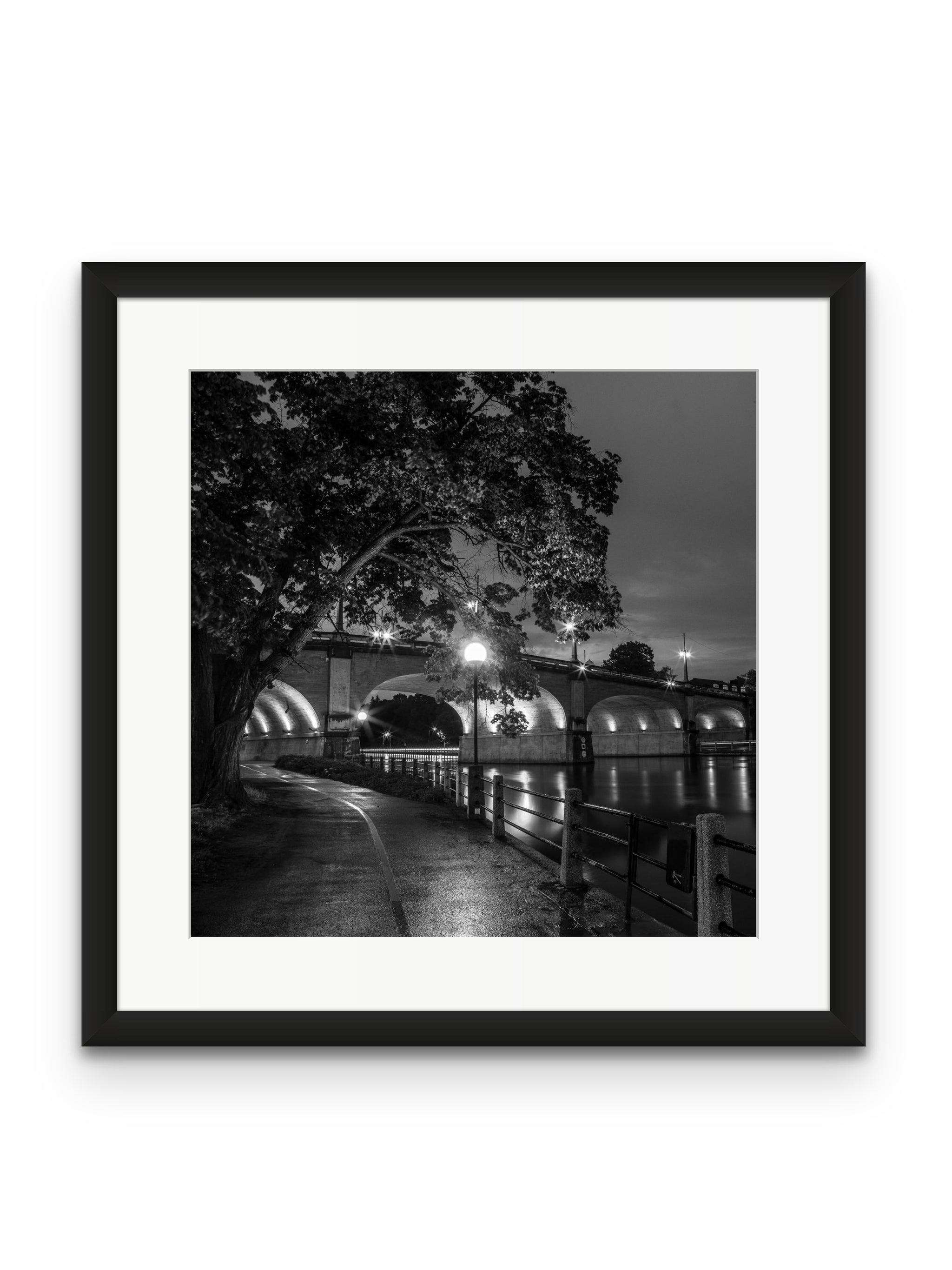 Path by Bank Street Bridge – Rag and Carbon